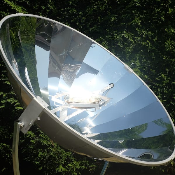 Can you use the Sun to cook food?